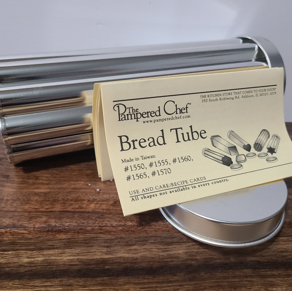 Pampered Chef | Kitchen | Pampered Chef Scalloped Bread Tube New In Box ...